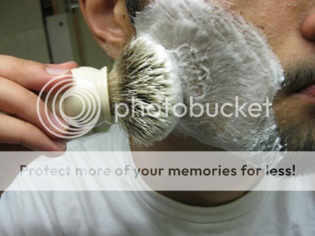 Comprehensive Guide to Lathering soaps, creams, shavesticks in a bowl ...